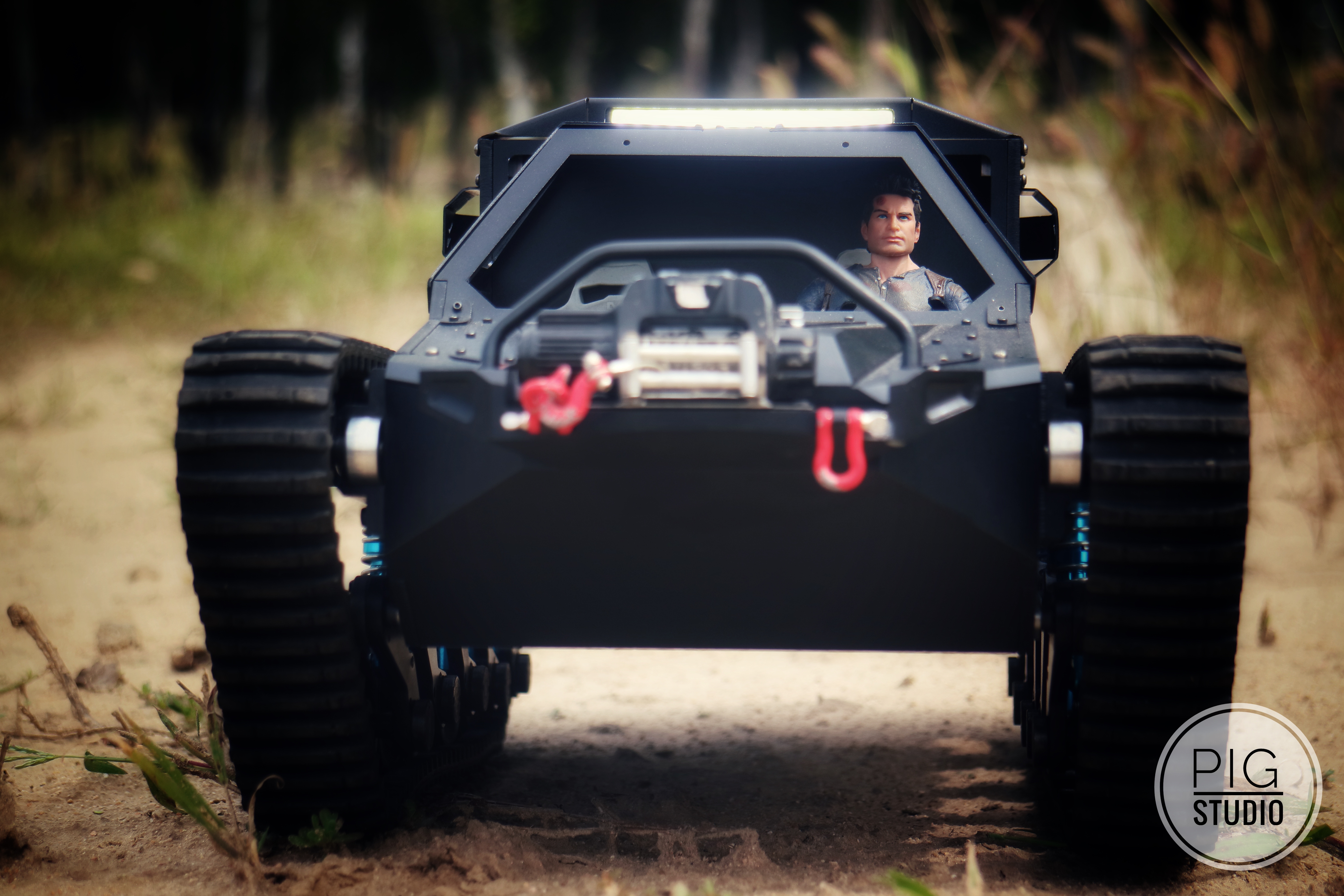 1/10 RC Super Tank Kit – Pig Studio